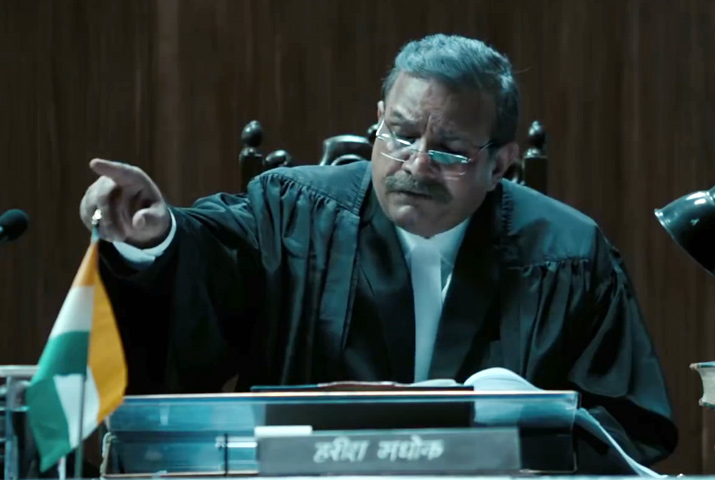 Mulk Hindi Movie, Rishi Kapoor, Taapsee Pannu, Latest, Trailers ...